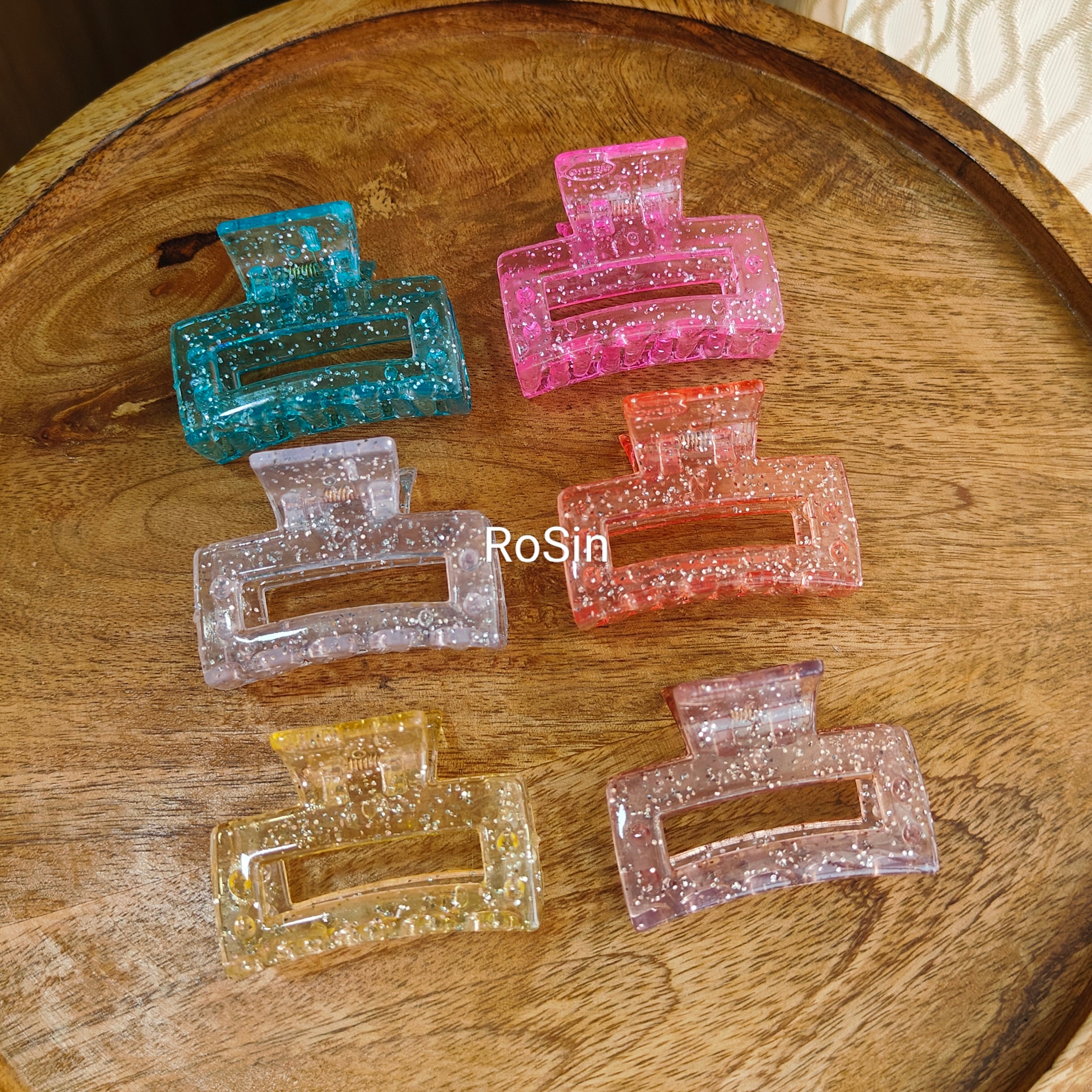 Cute pink petal clip – Rosin