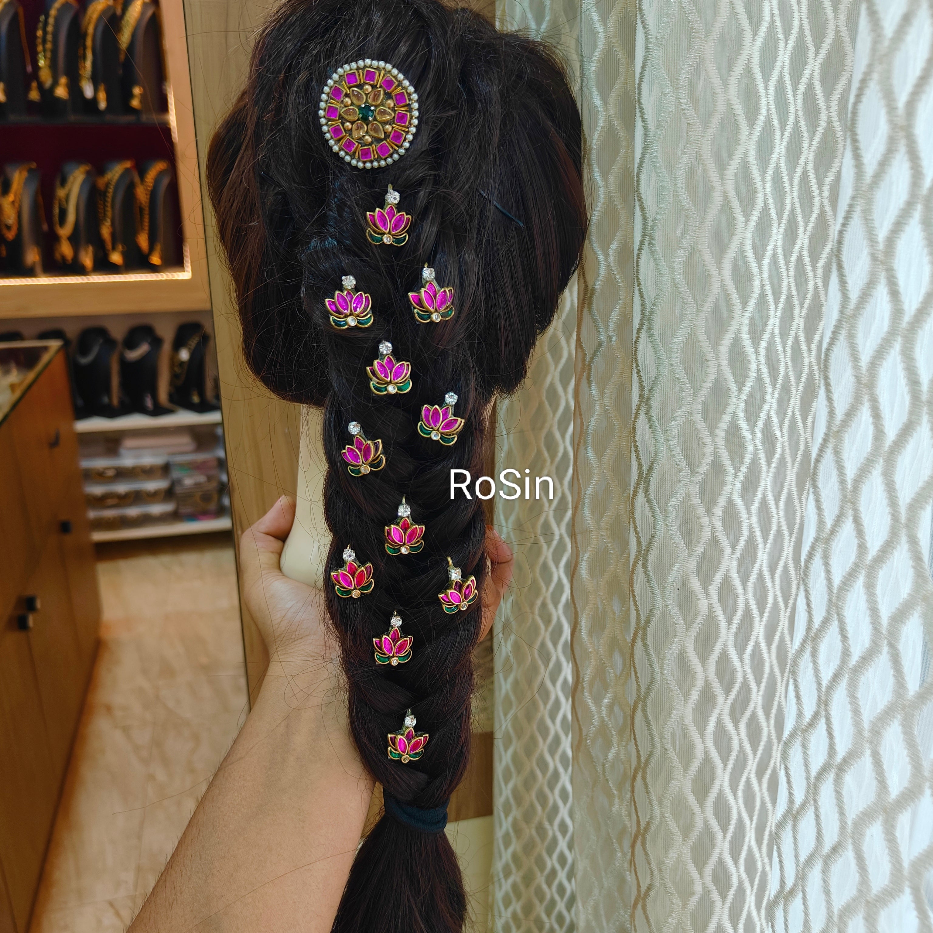 Lotus theme pins – Rosin