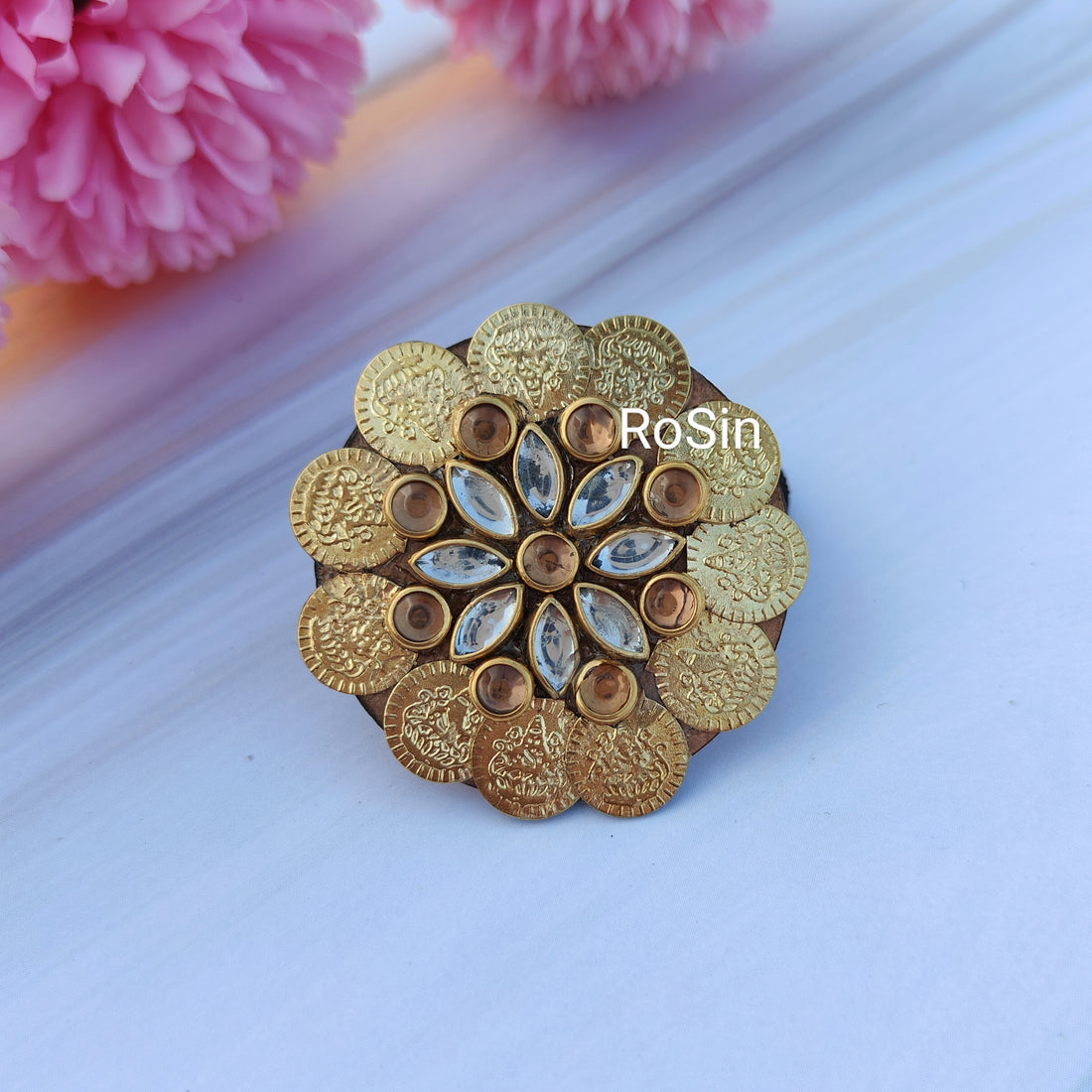 Large Coin Gold – Rosin
