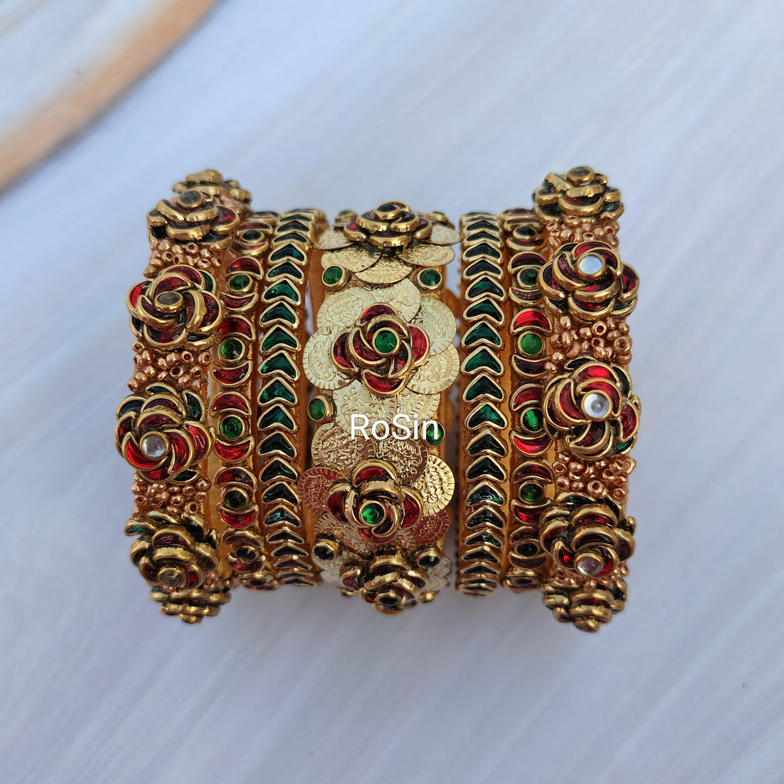 Rose coin bangles set Red and green – Rosin
