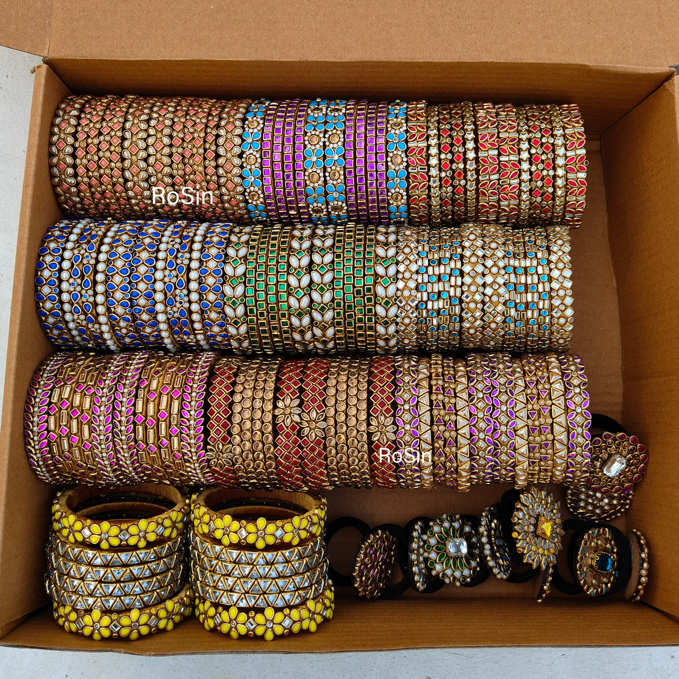 Rosin - Handmade silkthread bangles & hair accessories